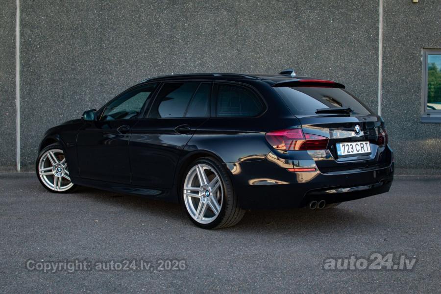 Melns BMW 5 Series 2013 Pērnava, ar dzinēja tilpumu 3.00 L un nobraukumu 276 tūkst. km par 13490 €, foto 4 vietnē AUTOMOTO.COM.LV