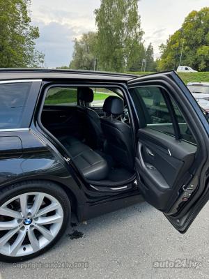 Melns BMW 5 Series 2013 Tallina, ar dzinēja tilpumu 2.00 L un nobraukumu 211 tūkst. km par 12700 €, foto 10 vietnē AUTOMOTO.COM.LV