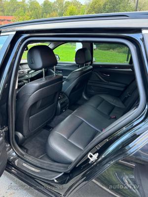 Melns BMW 5 Series 2013 Tallina, ar dzinēja tilpumu 2.00 L un nobraukumu 211 tūkst. km par 12700 €, foto 11 vietnē AUTOMOTO.COM.LV