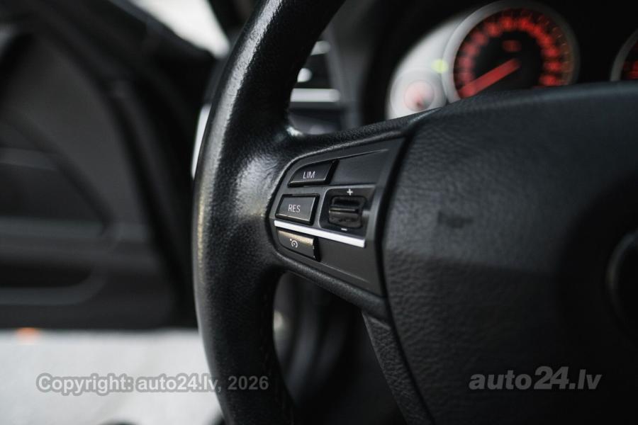 Black BMW 5 Series 2013 in Tallinn, with an engine capacity of 2.00 L and mileage of 360 thousand km for 6790 €, photo 16 on AUTOMOTO.COM.LV