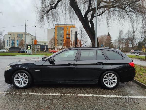 Melns BMW 5 Series 2014 Tallina, ar dzinēja tilpumu 3.00 L un nobraukumu 282 tūkst. km par 12500 €, foto 11 vietnē AUTOMOTO.COM.LV