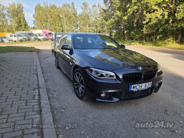 Melns BMW 5 Series 2014 Rīga, ar dzinēja tilpumu 3.00 L un nobraukumu 297 tūkst. km par 17000 €, foto 1 vietnē AUTOMOTO.COM.LV