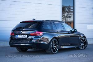 Melns BMW 5 Series 2014 Tallina, ar dzinēja tilpumu 3.00 L un nobraukumu 249 tūkst. km par 15900 €, foto 14 vietnē AUTOMOTO.COM.LV