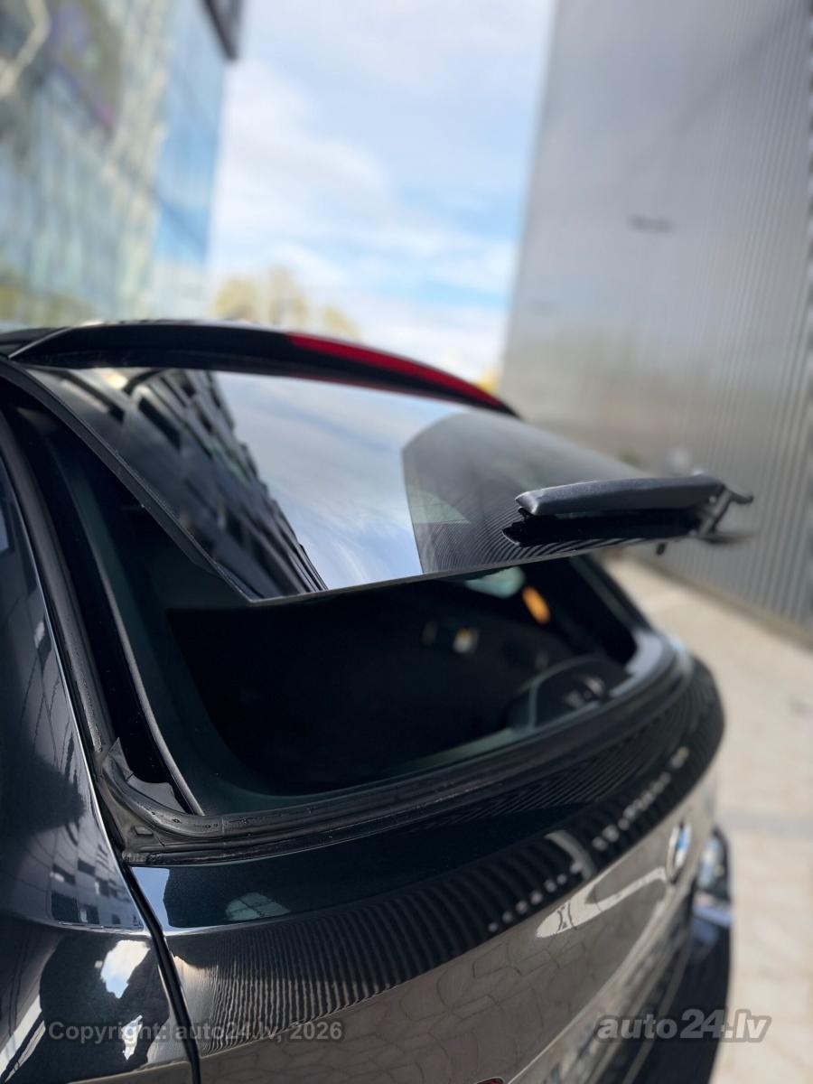 Black BMW 5 Series 2014 in Tallinn, with an engine capacity of 3.00 L and mileage of 296 thousand km for 12500 €, photo 8 on AUTOMOTO.COM.LV