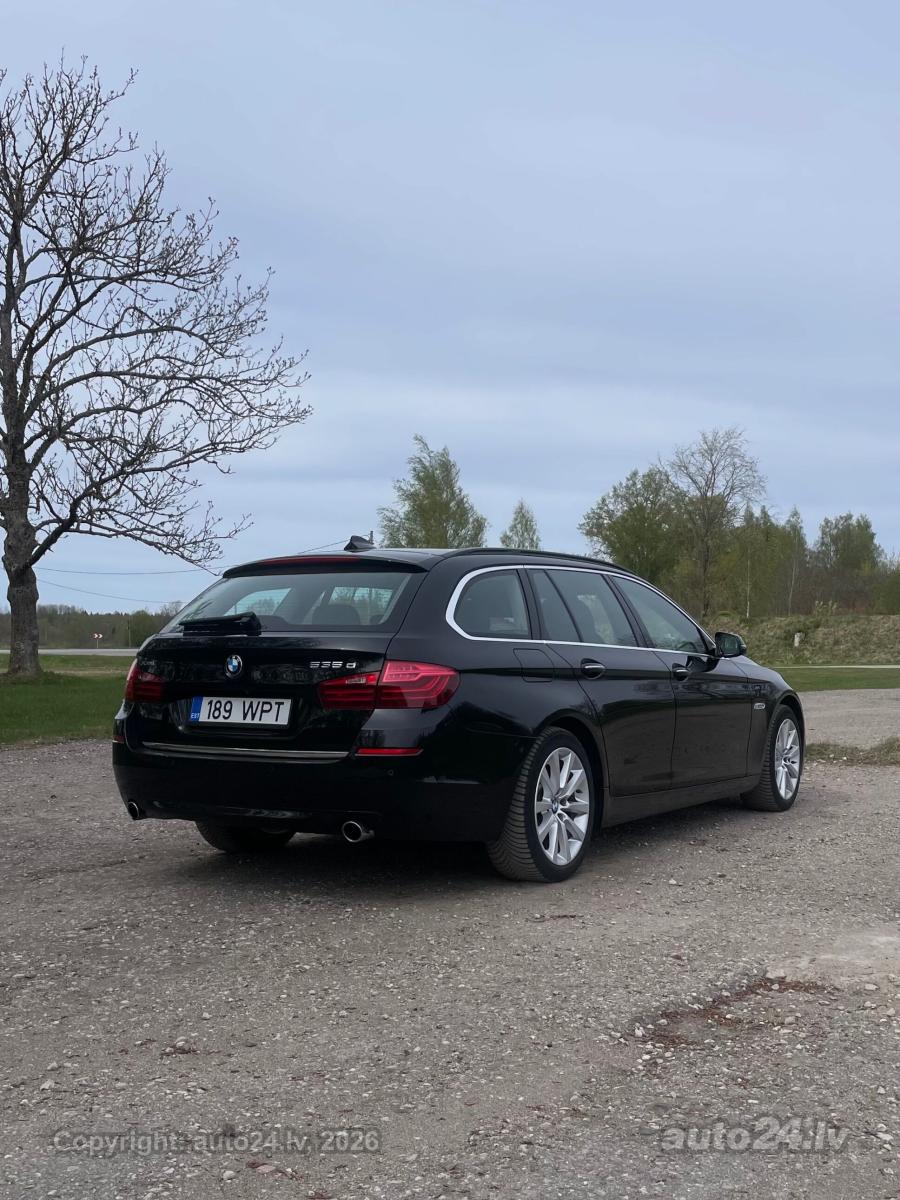 Black BMW 5 Series 2014 in Paide, with an engine capacity of 3.00 L and mileage of 245 thousand km for 15699 €, photo 7 on AUTOMOTO.COM.LV
