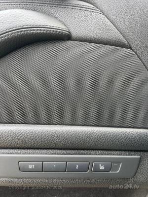 Black BMW 5 Series 2014 in Paide, with an engine capacity of 3.00 L and mileage of 245 thousand km for 15699 €, photo 23 on AUTOMOTO.COM.LV