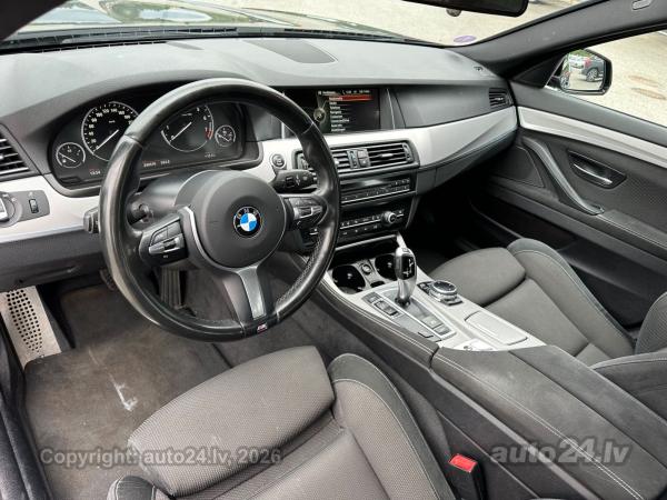 Melns BMW 5 Series 2014 Tartu, ar dzinēja tilpumu 2.00 L un nobraukumu 249 tūkst. km par 9990 €, foto 9 vietnē AUTOMOTO.COM.LV