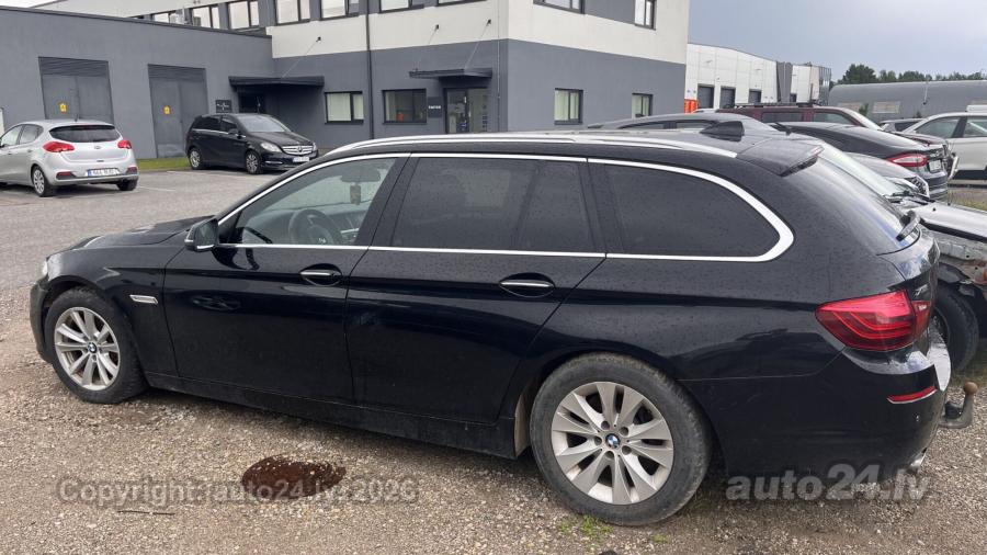 Melns BMW 5 Series 2014 Pērnava, ar dzinēja tilpumu 3.00 L un nobraukumu 349 tūkst. km par 5500 €, foto 4 vietnē AUTOMOTO.COM.LV