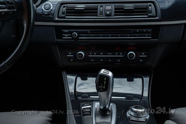 Black BMW 5 Series 2014 in Tartu, with an engine capacity of 2.00 L and mileage of 480 thousand km for 10299 €, photo 10 on AUTOMOTO.COM.LV