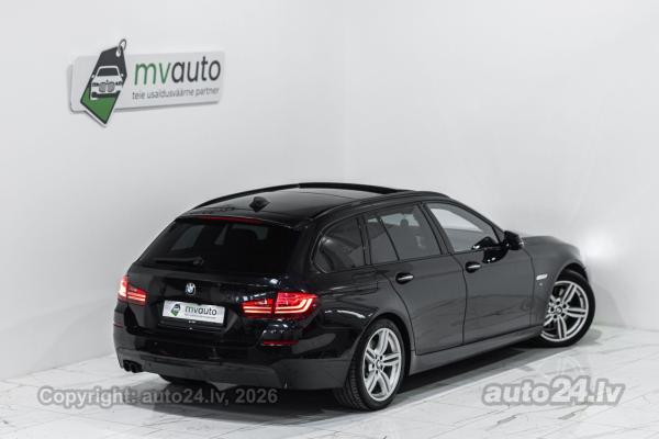 Melns BMW 5 Series 2014 Tallina, ar dzinēja tilpumu 3.00 L un nobraukumu 258 tūkst. km par 13990 €, foto 2 vietnē AUTOMOTO.COM.LV