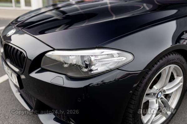 Black BMW 5 Series 2014 in Tallinn, with an engine capacity of 2.00 L and mileage of 309 thousand km for 10999 €, photo 7 on AUTOMOTO.COM.LV