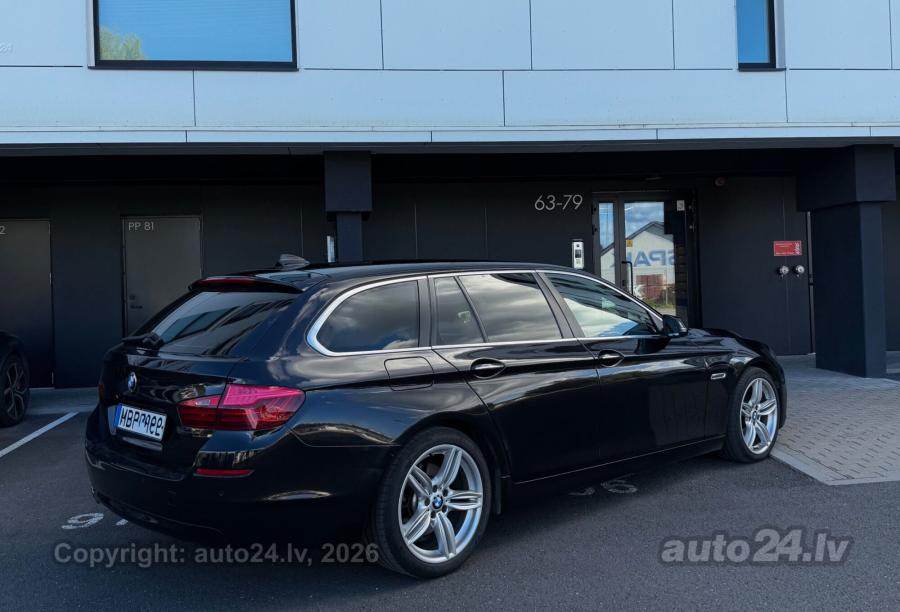 Melns BMW 5 Series 2014 Tartu, ar dzinēja tilpumu 2.00 L un nobraukumu 240 tūkst. km par 8700 €, foto 5 vietnē AUTOMOTO.COM.LV
