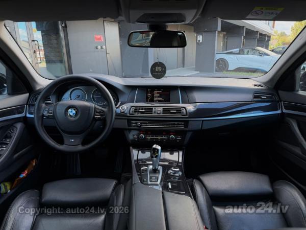 Black BMW 5 Series 2014 in Tartu, with an engine capacity of 2.00 L and mileage of 240 thousand km for 8700 €, photo 6 on AUTOMOTO.COM.LV