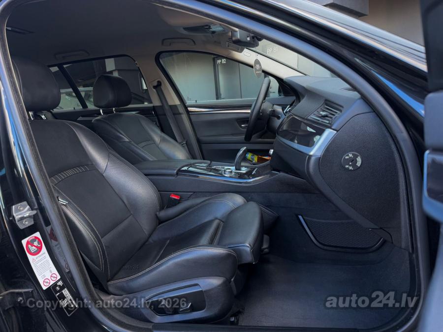 Melns BMW 5 Series 2014 Tartu, ar dzinēja tilpumu 2.00 L un nobraukumu 240 tūkst. km par 8700 €, foto 7 vietnē AUTOMOTO.COM.LV