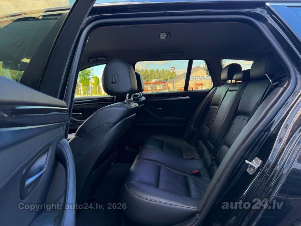 Black BMW 5 Series 2014 in Tartu, with an engine capacity of 2.00 L and mileage of 240 thousand km for 8700 €, photo 8 on AUTOMOTO.COM.LV