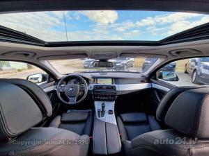 Melns BMW 5 Series 2014 Tartu, ar dzinēja tilpumu 3.00 L un nobraukumu 234 tūkst. km par 13390 €, foto 16 vietnē AUTOMOTO.COM.LV