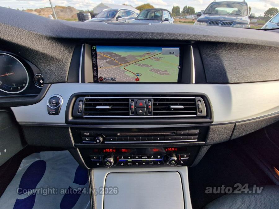 Melns BMW 5 Series 2014 Tartu, ar dzinēja tilpumu 3.00 L un nobraukumu 234 tūkst. km par 13390 €, foto 23 vietnē AUTOMOTO.COM.LV