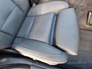 Melns BMW 5 Series 2014 Tartu, ar dzinēja tilpumu 3.00 L un nobraukumu 234 tūkst. km par 13390 €, foto 25 vietnē AUTOMOTO.COM.LV