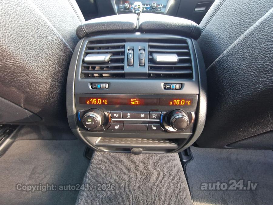 Melns BMW 5 Series 2014 Tartu, ar dzinēja tilpumu 3.00 L un nobraukumu 234 tūkst. km par 13390 €, foto 27 vietnē AUTOMOTO.COM.LV