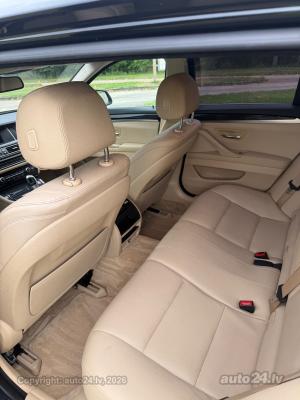 Melns BMW 5 Series 2014 Tallina, ar dzinēja tilpumu 2.00 L un nobraukumu 334 tūkst. km par 10500 €, foto 9 vietnē AUTOMOTO.COM.LV