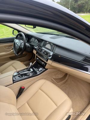 Melns BMW 5 Series 2014 Tallina, ar dzinēja tilpumu 2.00 L un nobraukumu 334 tūkst. km par 10500 €, foto 11 vietnē AUTOMOTO.COM.LV