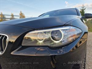 Melns BMW 5 Series 2014 Tartu, ar dzinēja tilpumu 3.00 L un nobraukumu 235 tūkst. km par 12790 €, foto 7 vietnē AUTOMOTO.COM.LV
