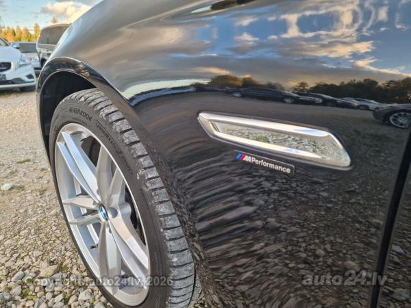 Black BMW 5 Series 2014 in Tartu, with an engine capacity of 3.00 L and mileage of 235 thousand km for 12790 €, photo 9 on AUTOMOTO.COM.LV