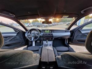Melns BMW 5 Series 2014 Tartu, ar dzinēja tilpumu 3.00 L un nobraukumu 235 tūkst. km par 12790 €, foto 16 vietnē AUTOMOTO.COM.LV
