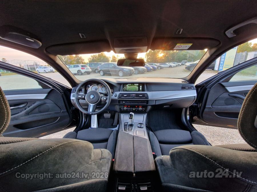 Melns BMW 5 Series 2014 Tartu, ar dzinēja tilpumu 3.00 L un nobraukumu 235 tūkst. km par 12790 €, foto 16 vietnē AUTOMOTO.COM.LV