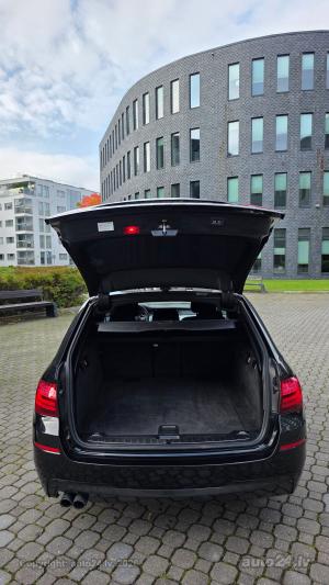 Black BMW 5 Series 2014 in Tallinn, with an engine capacity of 3.00 L and mileage of 275 thousand km for 13999 €, photo 8 on AUTOMOTO.COM.LV