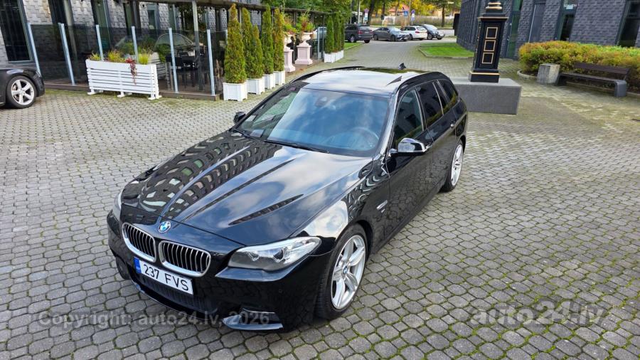 Black BMW 5 Series 2014 in Tallinn, with an engine capacity of 3.00 L and mileage of 275 thousand km for 13999 €, photo 10 on AUTOMOTO.COM.LV