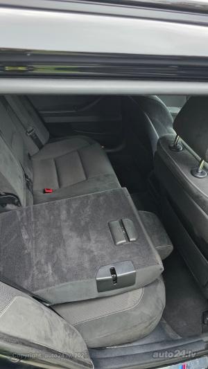 Black BMW 5 Series 2014 in Tallinn, with an engine capacity of 3.00 L and mileage of 275 thousand km for 13999 €, photo 18 on AUTOMOTO.COM.LV