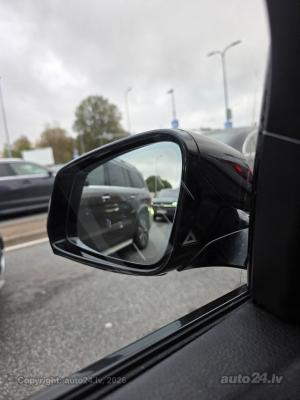 Black BMW 5 Series 2014 in Tallinn, with an engine capacity of 3.00 L and mileage of 275 thousand km for 13999 €, photo 23 on AUTOMOTO.COM.LV
