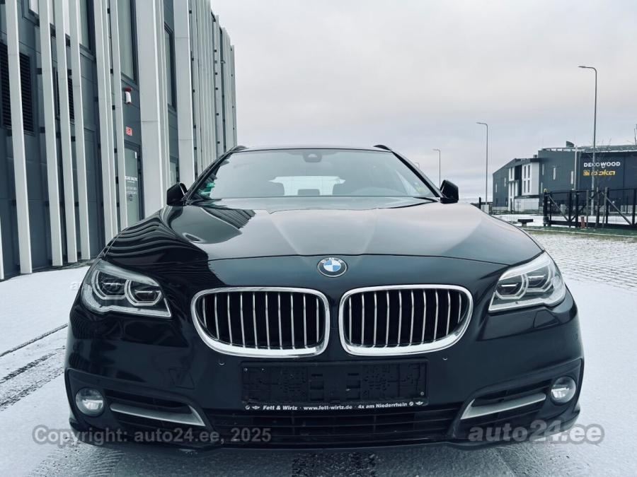 Melns BMW 5 Series 2015 Tallina, ar dzinēja tilpumu 3.00 L un nobraukumu 230 tūkst. km par 12680 €, foto 4 vietnē AUTOMOTO.COM.LV