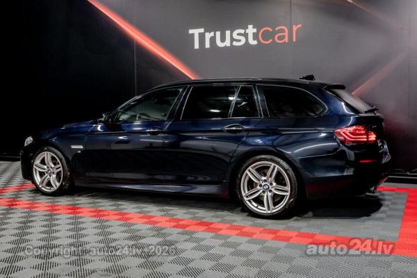 Black BMW 5 Series 2015 in Parnu, with an engine capacity of 3.00 L and mileage of 209 thousand km for 16500 €, photo 4 on AUTOMOTO.COM.LV