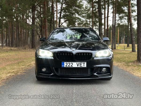 Melns BMW 5 Series 2015 Tallina, ar dzinēja tilpumu 3.00 L un nobraukumu 212 tūkst. km par 17900 €, foto 9 vietnē AUTOMOTO.COM.LV