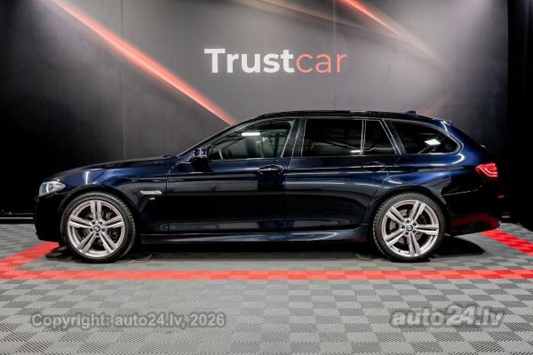 Black BMW 5 Series 2015 in Parnu, with an engine capacity of 3.00 L and mileage of 303 thousand km for 13999 €, photo 4 on AUTOMOTO.COM.LV