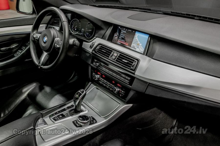 Melns BMW 5 Series 2015 Pērnava, ar dzinēja tilpumu 3.00 L un nobraukumu 303 tūkst. km par 13999 €, foto 20 vietnē AUTOMOTO.COM.LV