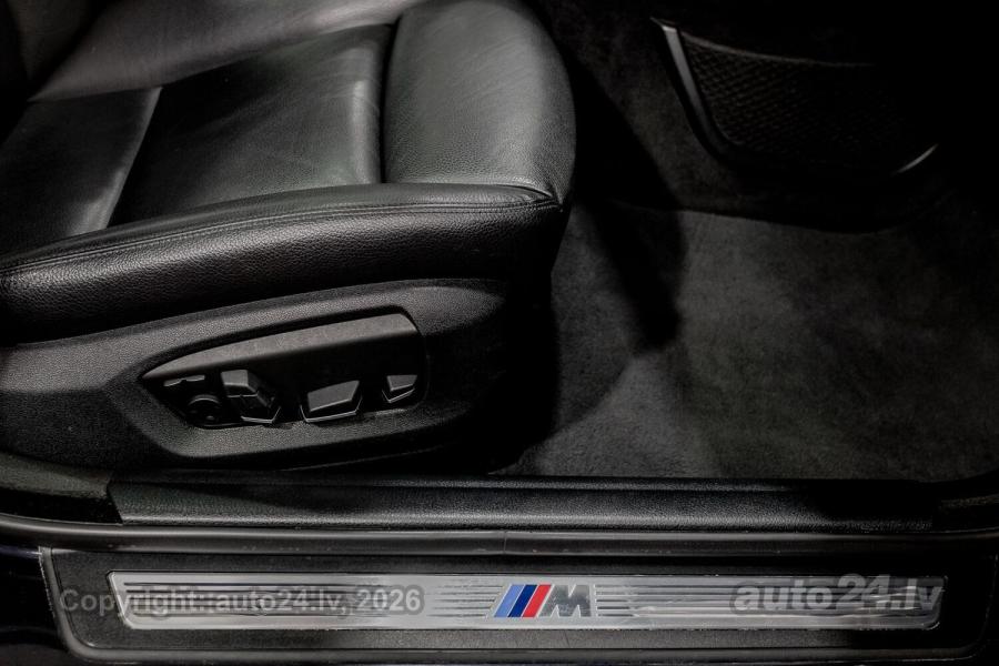 Melns BMW 5 Series 2015 Pērnava, ar dzinēja tilpumu 3.00 L un nobraukumu 303 tūkst. km par 13999 €, foto 21 vietnē AUTOMOTO.COM.LV