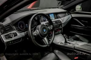 Melns BMW 5 Series 2015 Pērnava, ar dzinēja tilpumu 3.00 L un nobraukumu 303 tūkst. km par 13999 €, foto 24 vietnē AUTOMOTO.COM.LV