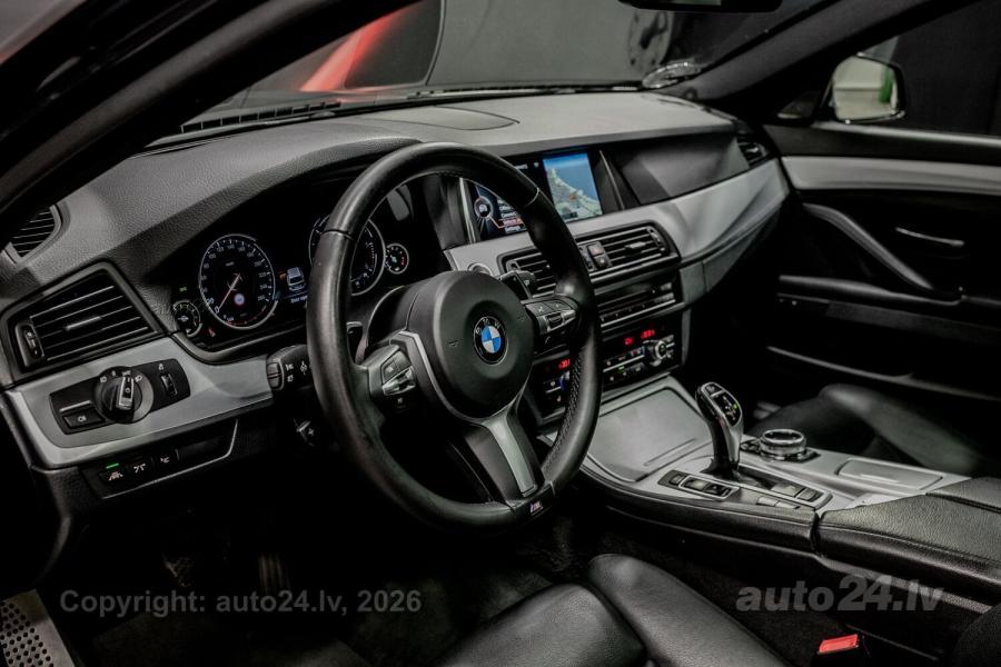 Melns BMW 5 Series 2015 Pērnava, ar dzinēja tilpumu 3.00 L un nobraukumu 303 tūkst. km par 13999 €, foto 24 vietnē AUTOMOTO.COM.LV