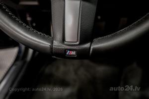 Melns BMW 5 Series 2015 Pērnava, ar dzinēja tilpumu 3.00 L un nobraukumu 303 tūkst. km par 13999 €, foto 26 vietnē AUTOMOTO.COM.LV