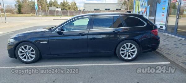 Black BMW 5 Series 2015 in Keila, with an engine capacity of 2.00 L and mileage of 275 thousand km for 12000 €, photo 5 on AUTOMOTO.COM.LV