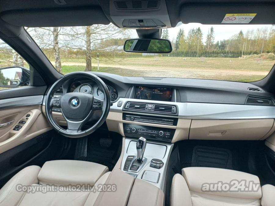Melns BMW 5 Series 2015 Tartu, ar dzinēja tilpumu 3.00 L un nobraukumu 221 tūkst. km par 14790 €, foto 15 vietnē AUTOMOTO.COM.LV