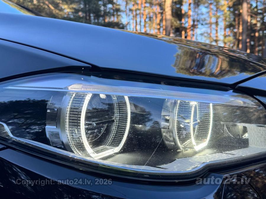 Melns BMW 5 Series 2015 Tallina, ar dzinēja tilpumu 3.00 L un nobraukumu 233 tūkst. km par 19000 €, foto 18 vietnē AUTOMOTO.COM.LV