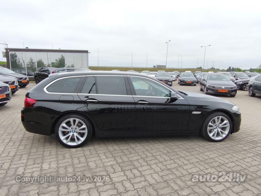 Melns BMW 5 Series 2015 Tartu, ar dzinēja tilpumu 3.00 L un nobraukumu 252 tūkst. km par 12999 €, foto 12 vietnē AUTOMOTO.COM.LV