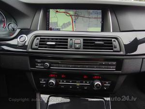 Melns BMW 5 Series 2015 Tartu, ar dzinēja tilpumu 3.00 L un nobraukumu 252 tūkst. km par 12999 €, foto 18 vietnē AUTOMOTO.COM.LV