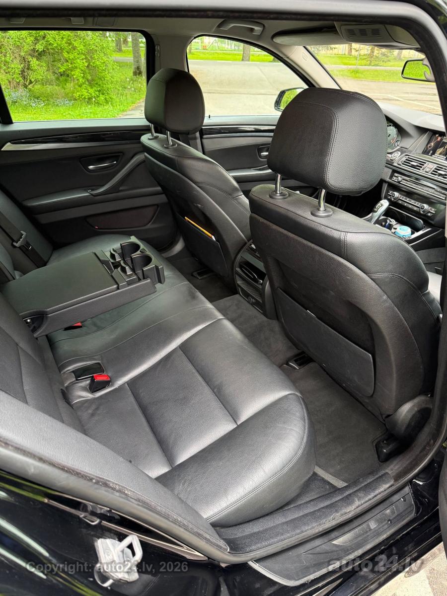Melns BMW 5 Series 2015 Tallina, ar dzinēja tilpumu 3.00 L un nobraukumu 287 tūkst. km par 14700 €, foto 8 vietnē AUTOMOTO.COM.LV