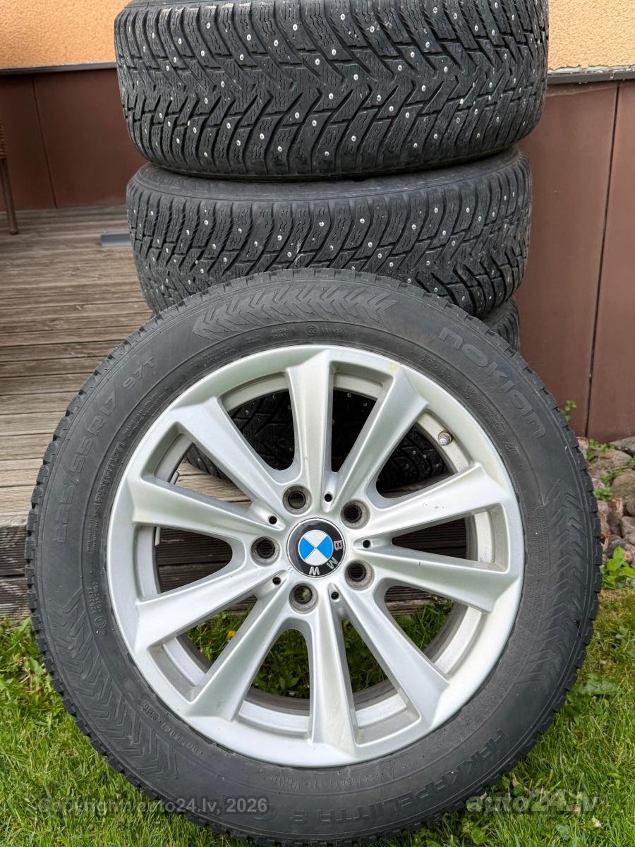 Melns BMW 5 Series 2015 Tallina, ar dzinēja tilpumu 3.00 L un nobraukumu 287 tūkst. km par 14700 €, foto 18 vietnē AUTOMOTO.COM.LV