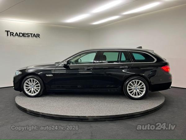 Black BMW 5 Series 2015 in Parnu, with an engine capacity of 3.00 L and mileage of 330 thousand km for 9990 €, photo 8 on AUTOMOTO.COM.LV
